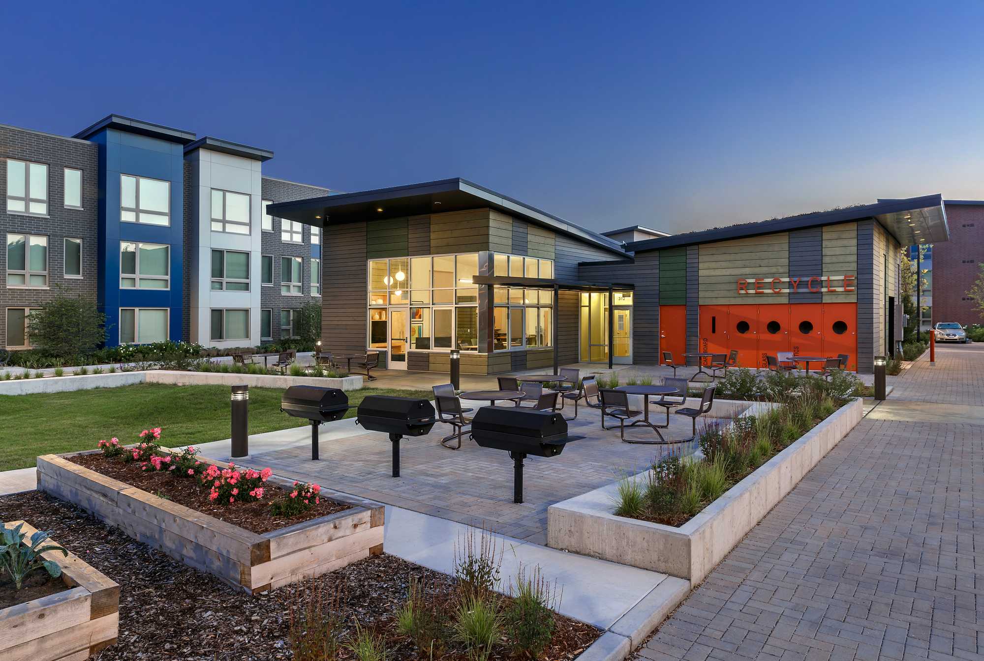 Apply | The Chicago Neighborhood Development Awards